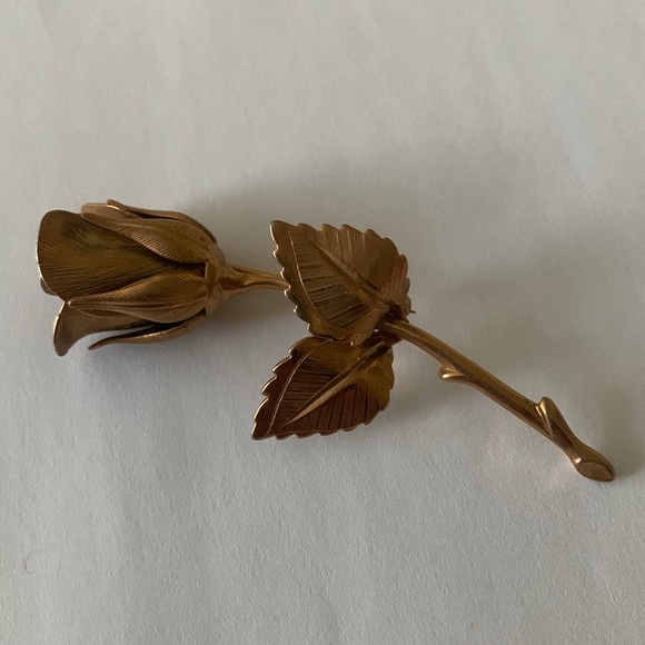 giovanni | Jewelry | Single Gold Rose Brooch | Poshmark
